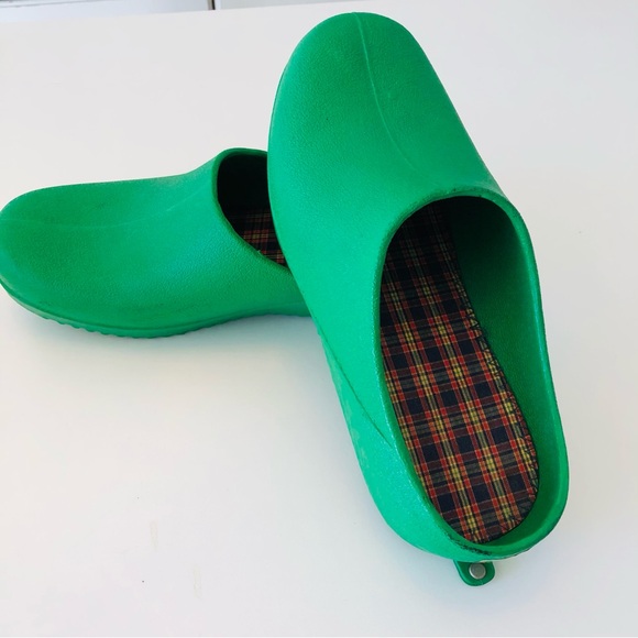 Shoes | Garden Clogs Vibrant Green Womens Size 8 M Mules Waterproof ...